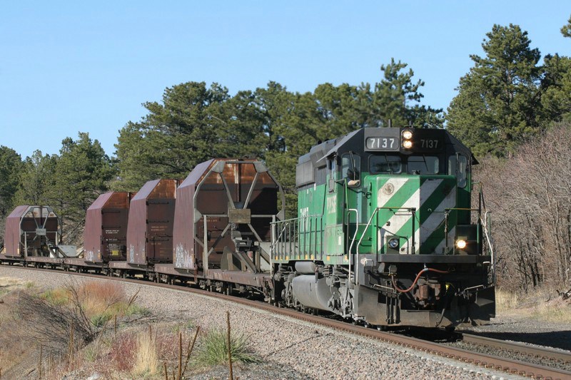 BNSF 7137